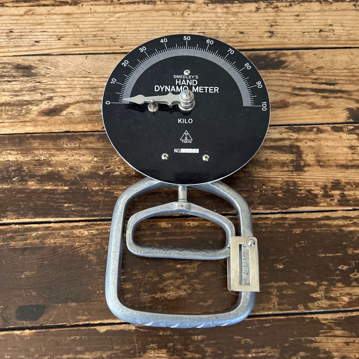 【やや傷や汚れあり】HAND DYNAMO METER KILO 握力 測定 握力計 スメドレー式の落札情報詳細 - ヤフオク落札価格検索 ...