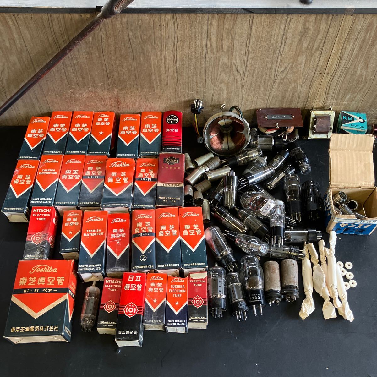 KS e-TP80 高圧アルミニウム 8口 オーディオ用電源タップwhiの落札情報詳細 - Yahoo!オークション落札価格検索 オークフリー