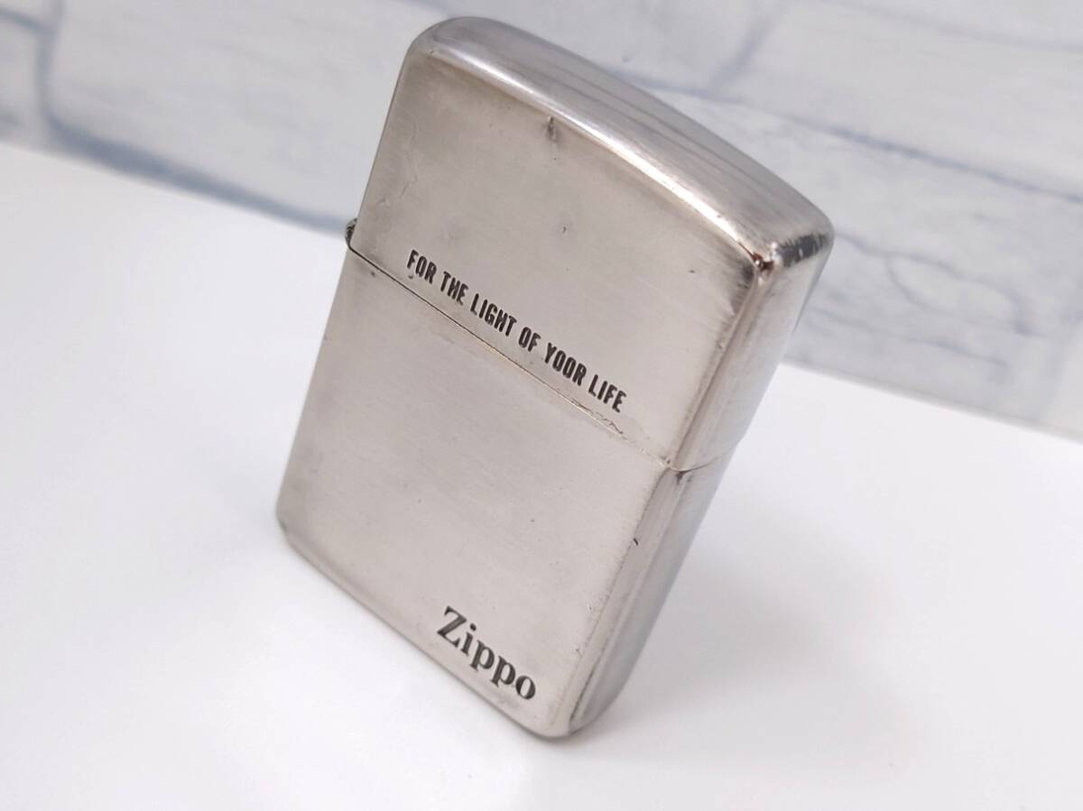 【傷や汚れあり】27183M【ZIPPO】 ジッポ― FOR THE LIGHT OF YOUR LIFE 底斜体ZIPPO 逆//・逆// 1986年 ライター 石・芯・綿無 中古現状品の ...