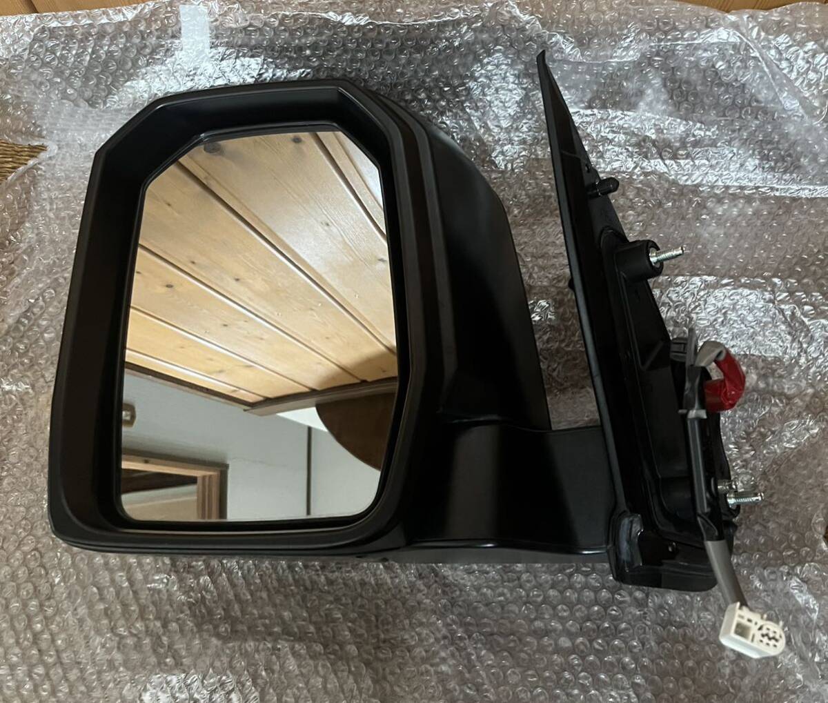 【やや傷や汚れあり】ハイエース 3DF-GDH206V 左 ドアミラー サイド 87940-26B40の落札情報詳細 - Yahoo!オークション落札価格検索 オークフリー
