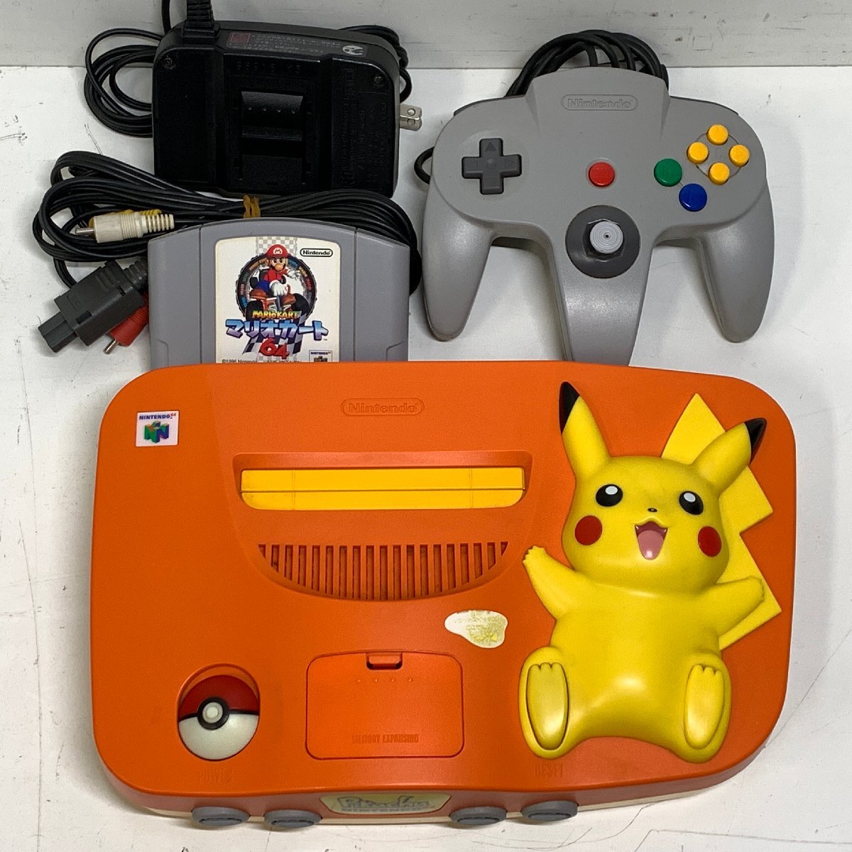 【やや傷や汚れあり】ピカチュウ NINTENDO64 NUS-101＜動作確認済み＞※ノーマル色コントローラー マリオカート64付き オレンジ＆イエロー N64 任天堂 Pikachu の落札 ...