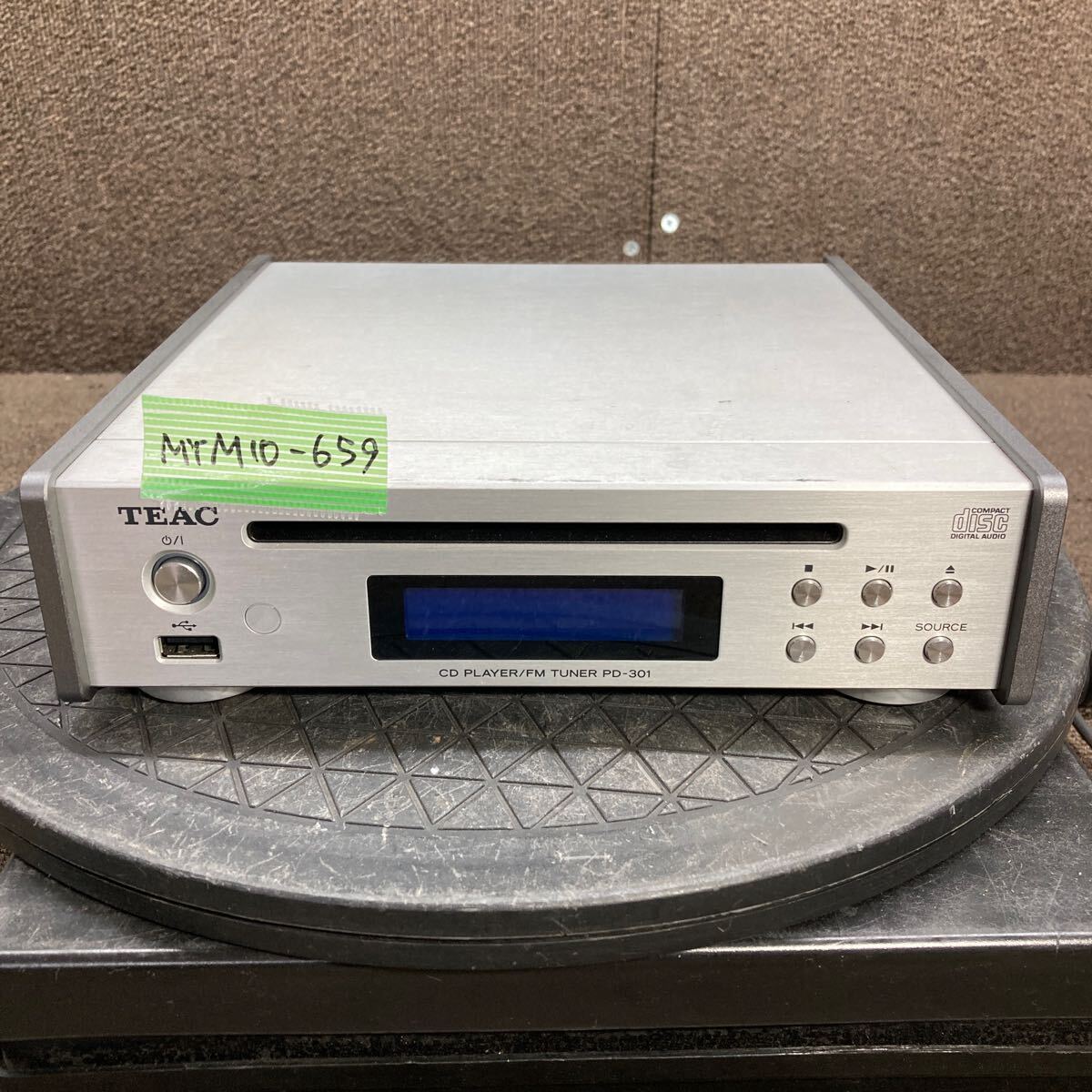 【傷や汚れあり】MYM10-659 激安 TEAC CD PLAYER/TUNER PD-301 通電未確認 中古現状品 ※3回再出品で処分の ...