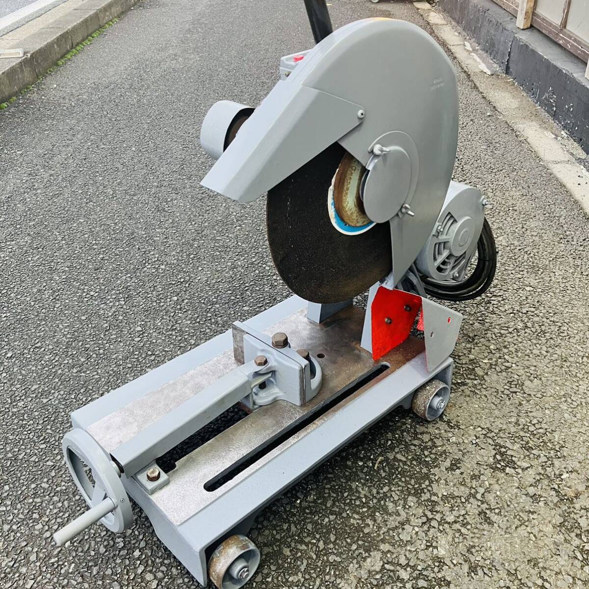 【やや傷や汚れあり】日立工機 200V 405mm高速切断機 H-16B 50/60Hz両用！2.2kw（3馬力）中古動作確認済み！即決送料無料！の落札情報詳細 - Yahoo!オークション ...