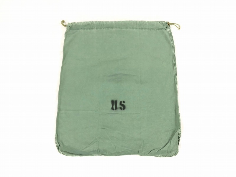 【傷や汚れあり】送料無料 米軍放出品 ランドリーバッグ 布製バッグ 兵舎バッグ ミリタリー コットンバラックバッグ (コン) HJ16MK-3 ...