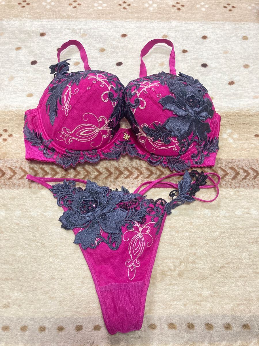 【未使用】ワコール サルート店舗限定78G F70 ソングMセット VI 新品未使用品の落札情報詳細 - Yahoo!オークション落札価格検索 オークフリー