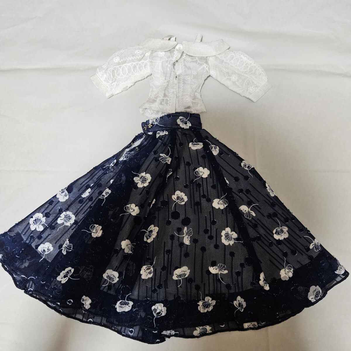 【目立った傷や汚れなし】ディーラー様製 1/3ドール服セット DD SD ブラウス ロングスカートの落札情報詳細 - Yahoo!オークション落札価格検索 オークフリー