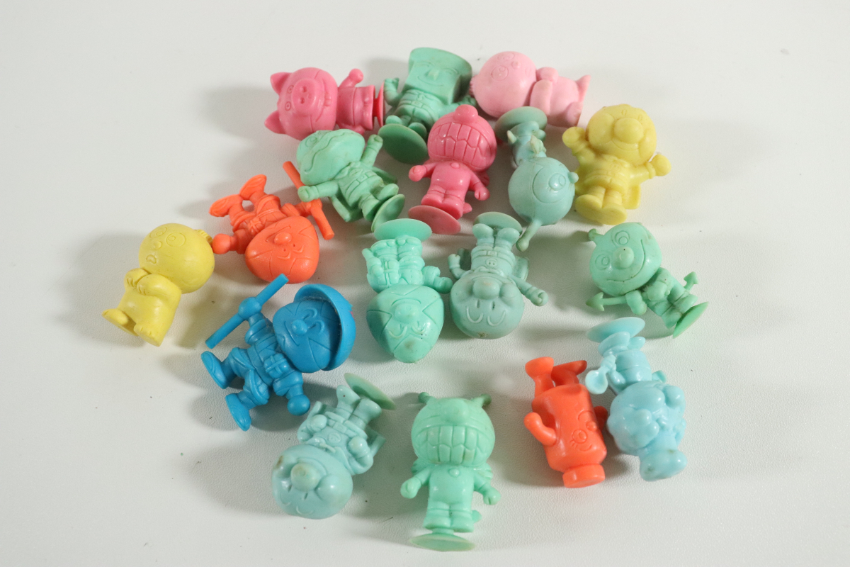 【やや傷や汚れあり】★アンパンマン 消しゴム まとめ ケシ 昭和レトロ フィギュア ゴム人形 アンパンマン しょくぱんマン バイキンマン_HJL_B1112-J028の落札情報詳細 ...