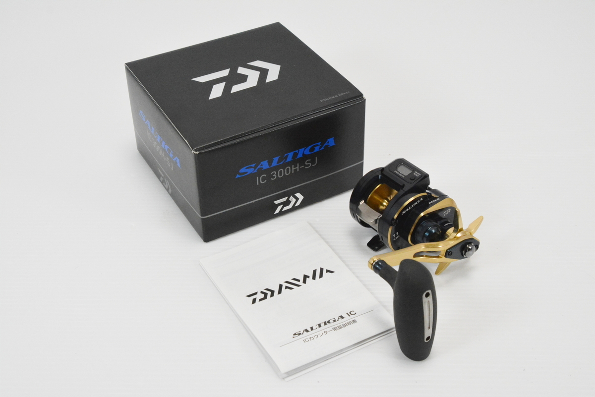 【目立った傷や汚れなし】124-m734 DAIWA ダイワ SALTIGA 21 ソルティガ IC 300H-SJ カウンター付き 右ハンドル ジギング ベイトリール 00631506の落札 ...