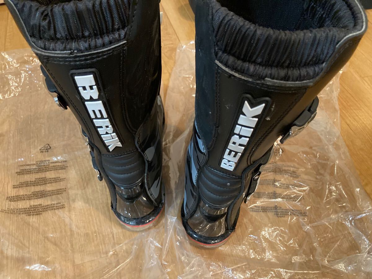【未使用に近い】【美品】BERIK ベリック オフロード トライアルブーツ BOT-1221-BK 42サイズ（26cm相当）CAMO トライアル【中古】の落札情報詳細 - Yahoo ...