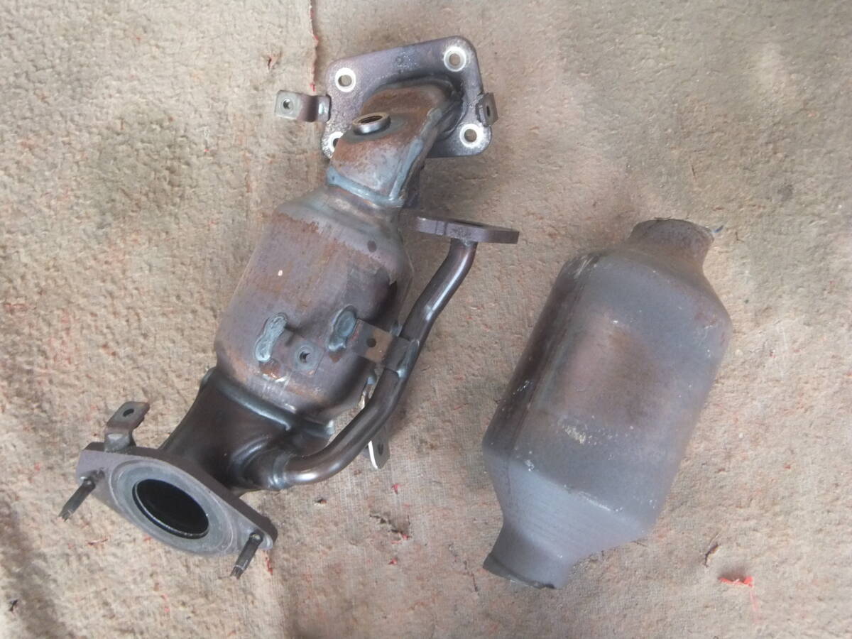 【やや傷や汚れあり】(ノート E13) 触媒 1台分 の落札情報詳細 - Yahoo!オークション落札価格検索 オークフリー