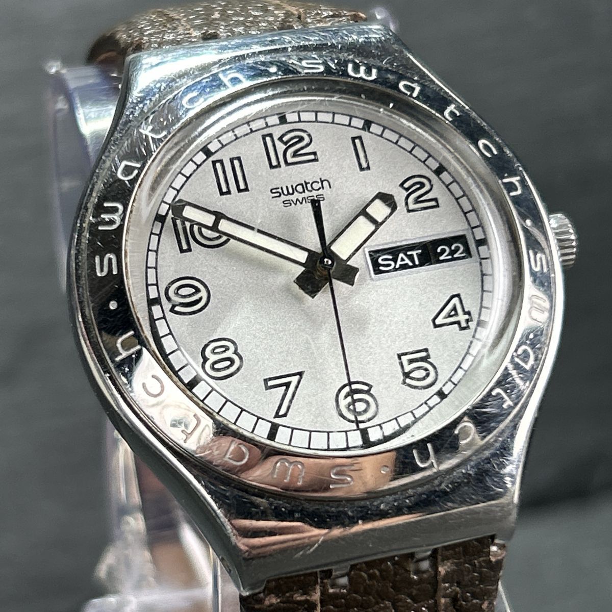 【やや傷や汚れあり】SWATCH スウォッチ MONO BLACK SO29B704 腕時計 クオーツ アナログ デイデイトカレンダー ...