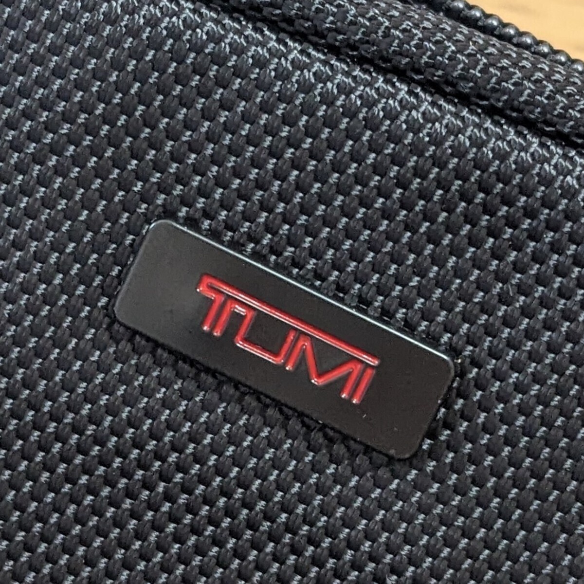 【未使用】【1円〜未使用新品】TUMI×DELTA(トゥミ×デルタ航空)/ナイロンポーチ 17x11x4cm 4740の落札情報詳細 - Yahoo!オークション落札価格検索 オークフリー