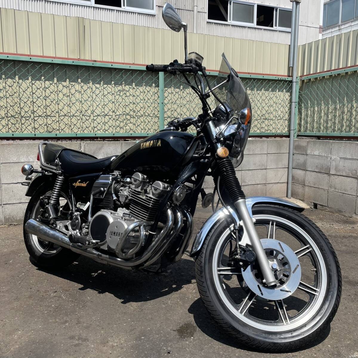 【やや傷や汚れあり】ヤマハ XS750Spl 1J7 21210km 書類あり 初年度登録S55 エンジン実働 大阪より 売り切り 検）旧車 当時物 希少車 3気筒 極上美車 スクリーンの落札 ...