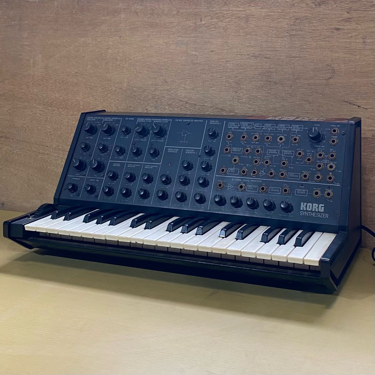 【やや傷や汚れあり】 KORG MS-10 アナログシンセサイザー 37鍵 MS10 コルグ 031768092J の落札情報詳細 - Yahoo!オークション落札価格検索 オークフリー