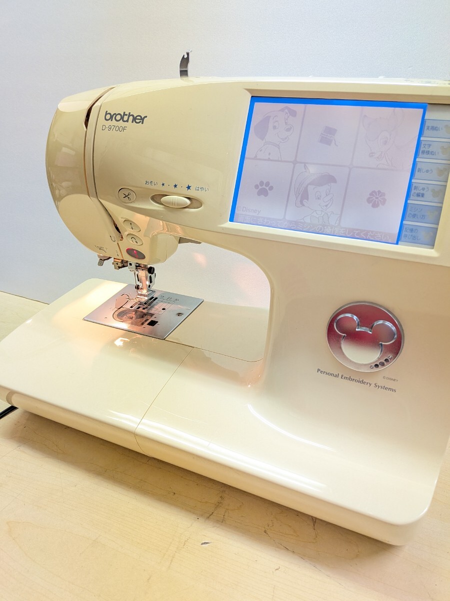【やや傷や汚れあり】錬E376 通電OK brother D-9700F ディズニー コンピューターミシン 手工芸 ハンドクラフト ブラザー ...