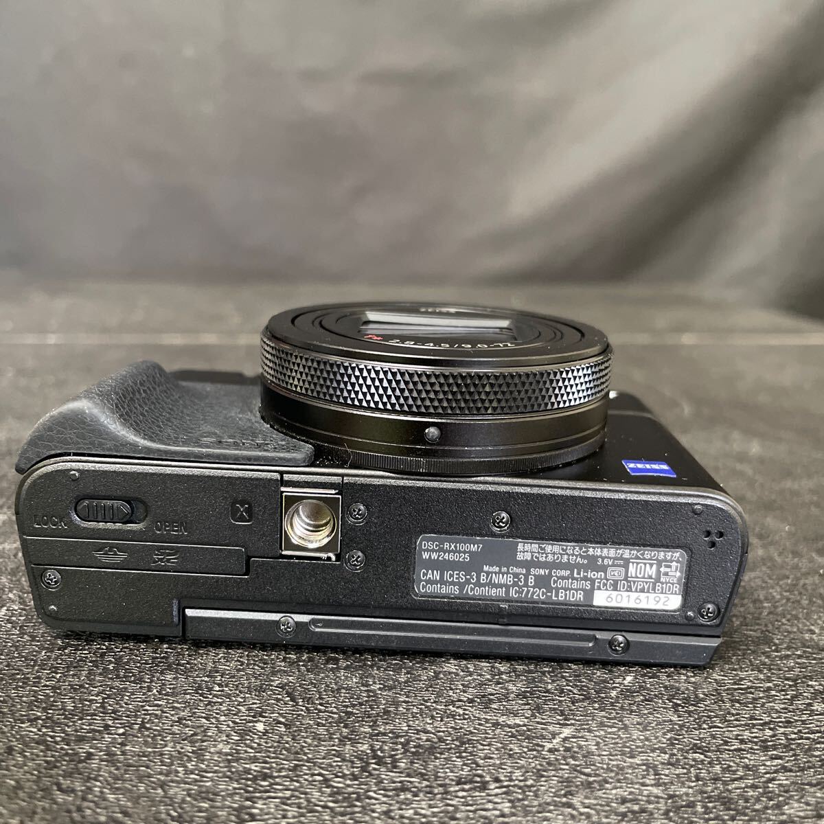 【目立った傷や汚れなし】SONY Cyber-shot DSC-RX100M7 コンパクトデジタルカメラ ブラック 箱 付き 動作確認済み ...