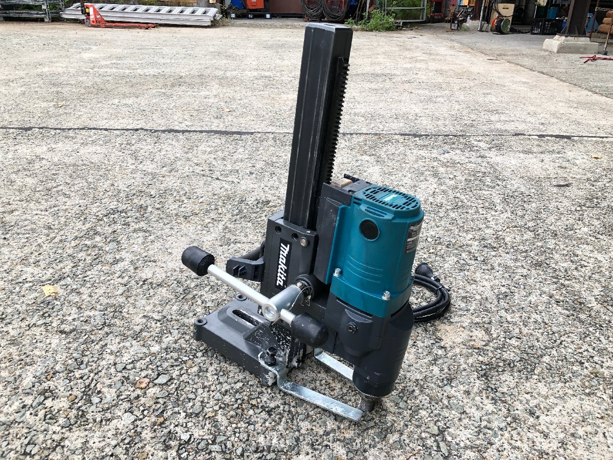 【やや傷や汚れあり】makita マキタ DM172 ダイヤコアドリル 100V 穴開け ダイモドリル 穿孔 配管 水道 現場 工事電動工具の ...