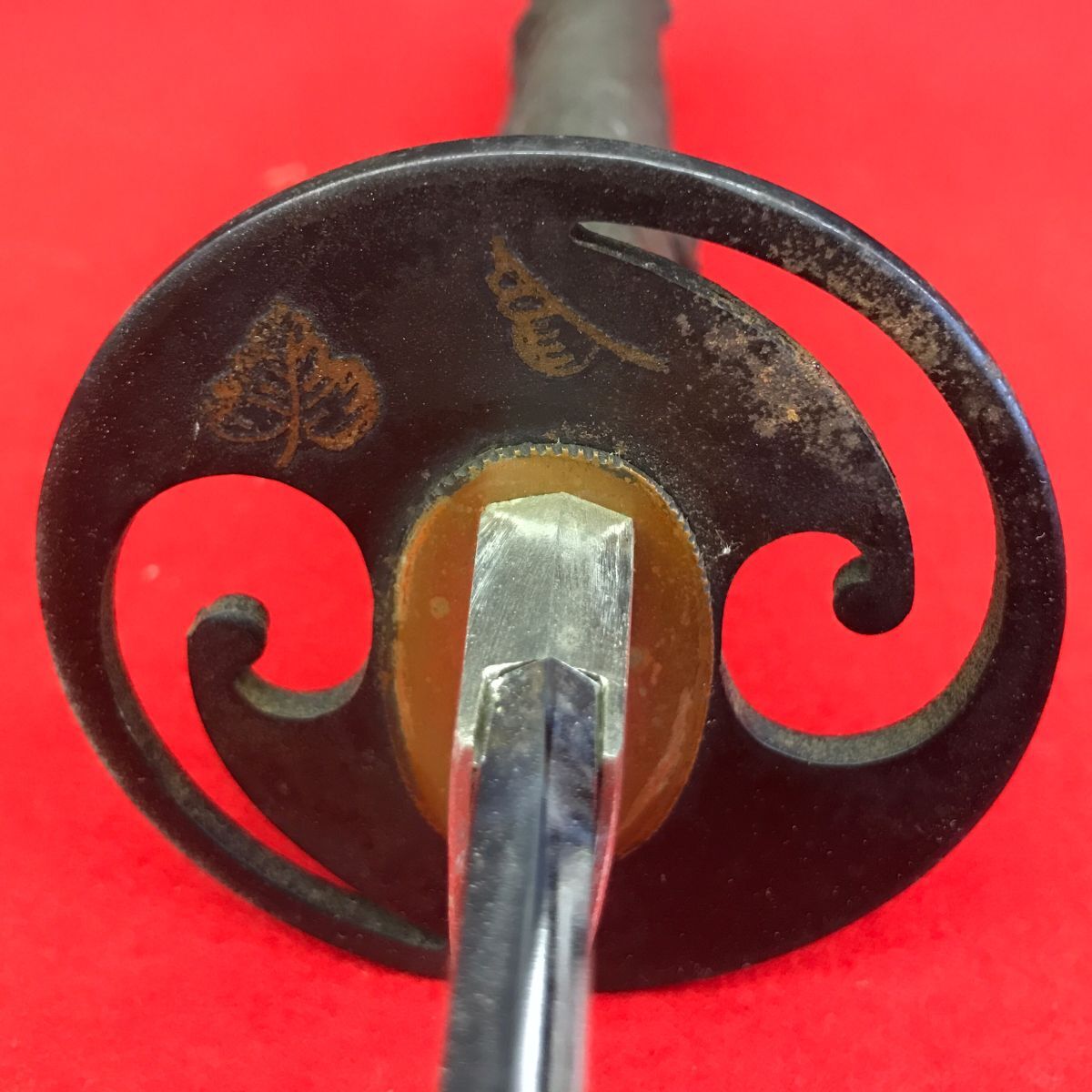 【やや傷や汚れあり】模造刀 刀 樋入刀身 全長106cm 収納袋 刀装具 拵え 【RA0555S#140】の落札情報詳細 - Yahoo ...