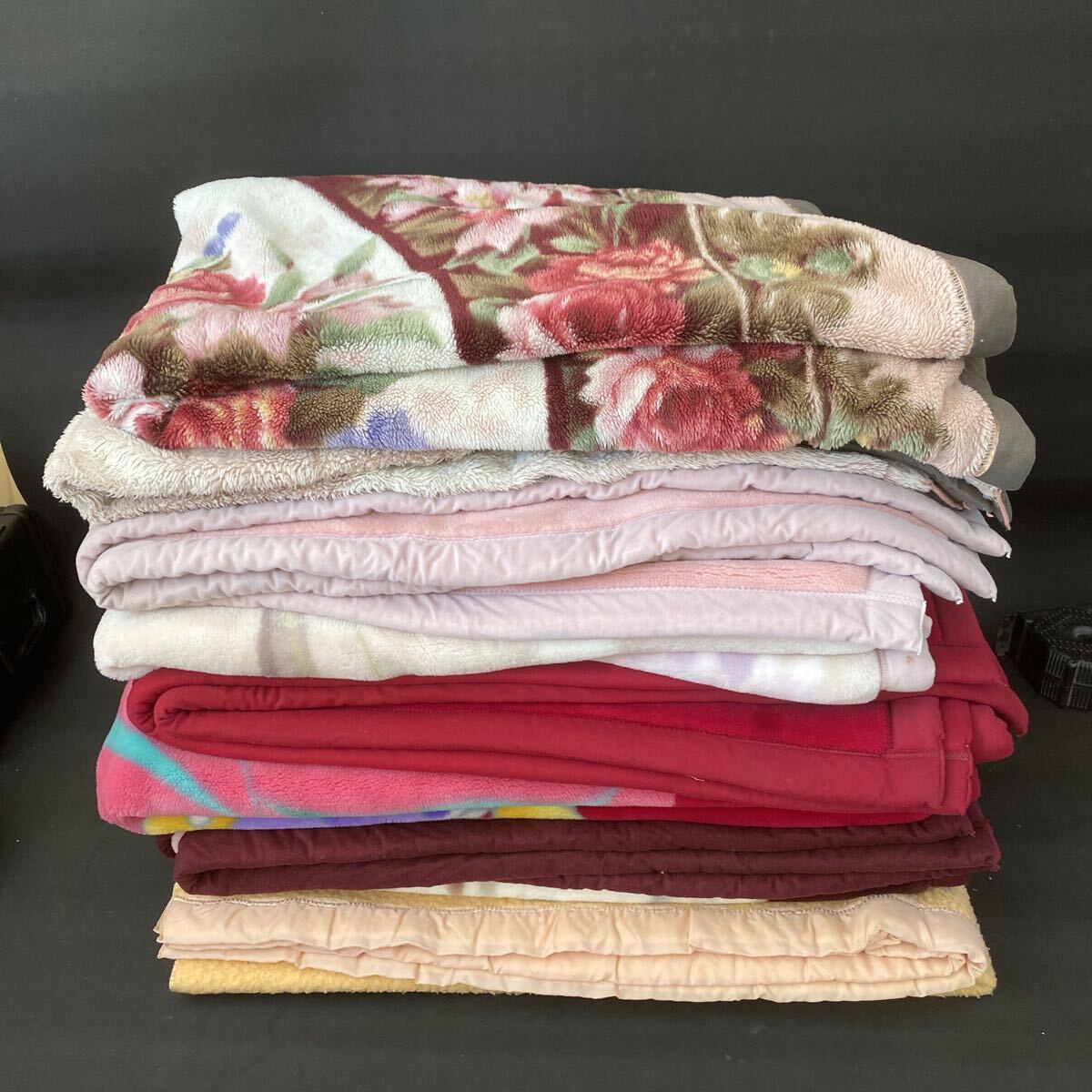 【傷や汚れあり】T4100 養生 毛布 5枚 セット まとめ売り 引越し用 梱包 保護材 緩衝材 業務用 中古毛布 リメイク 大工 DIY 日用品の落札情報詳細 - Yahoo!オークション ...