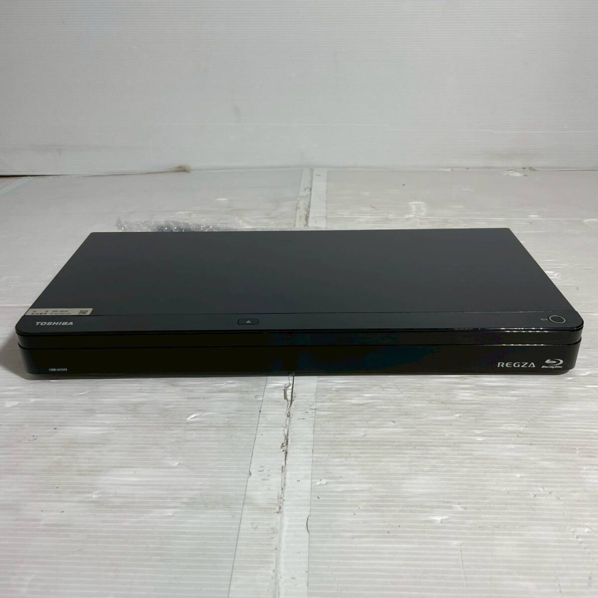 【目立った傷や汚れなし】【外観 】TOSHIBA REGZA ブルーレイレコーダー DBR-W509 500GB HDD搭載 2番組同時録画 ...