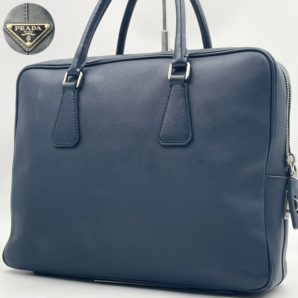 【目立った傷や汚れなし】【定価30万/美品】PRADA プラダ ビジネスバッグ ブリーフケース 書類鞄 サフィアーノレザー 三角ロゴ カデナ A4収納 本革 メンズ ネイビーの落札情報詳細 ...