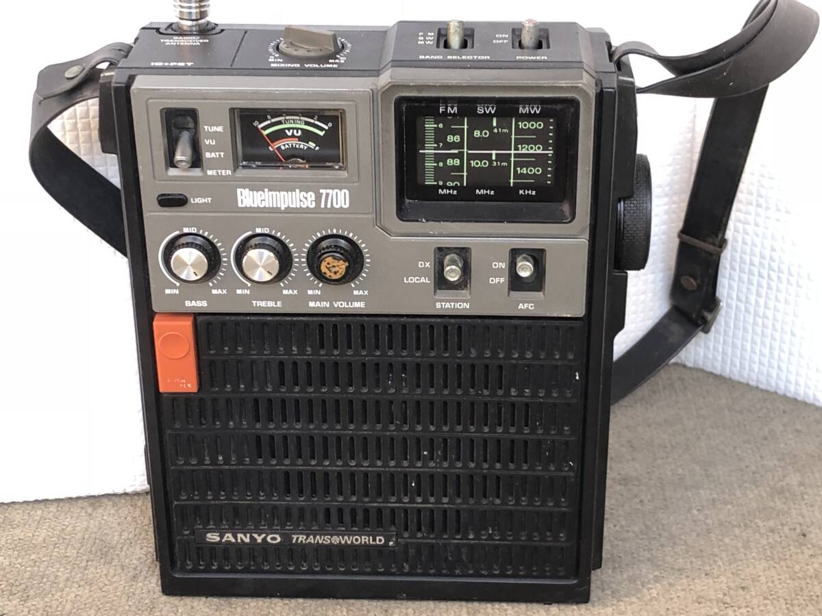【やや傷や汚れあり】 三洋電機 SANYO 【RP-7700】Bluelmpulse FM/MW/SWの3バンド・ラジオ ジャンク品 の落札 ...