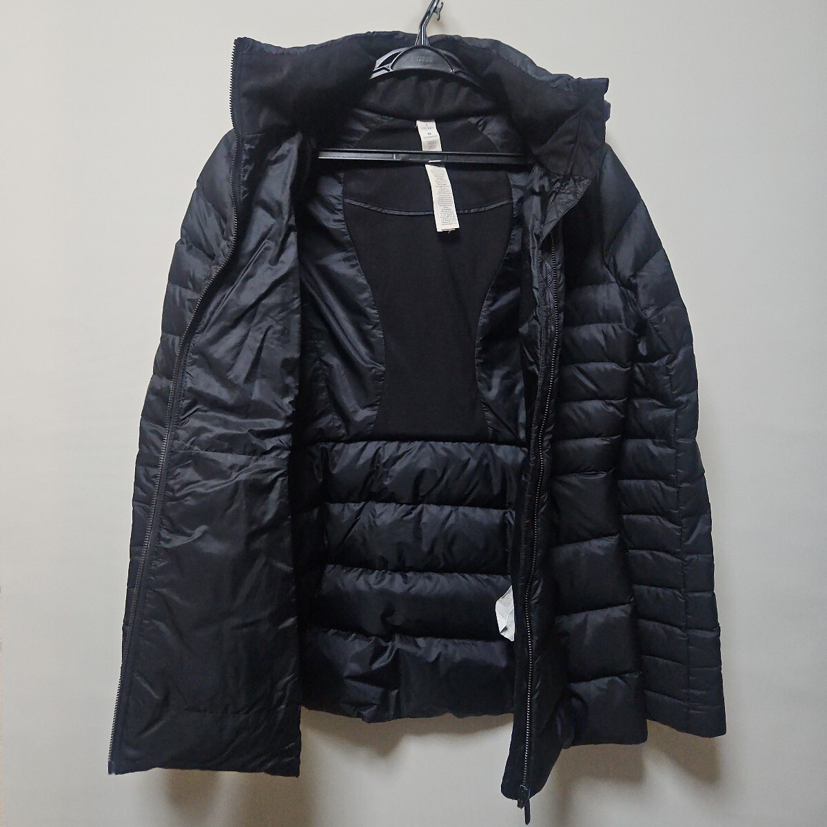 【傷や汚れあり】Lululemon ルルレモン ダウンジャケット 黒 6 フード付きの落札情報詳細 - Yahoo!オークション落札価格検索 ...