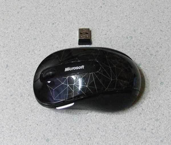 【傷や汚れあり】Microsoft 1383 4ボタン 無線 ワイヤレス マウスの落札情報詳細 - ヤフオク落札価格検索 オークフリー