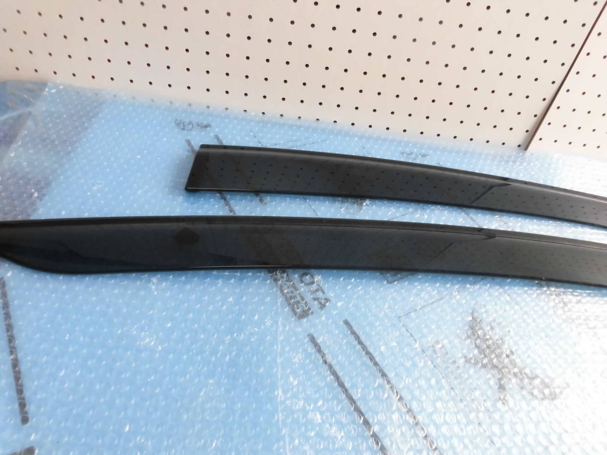 【即決】トヨタ純正 NHP10 アクア 左 リア・フロントドアバイザー08611-52302・08615-52201 モールおまけつき ...