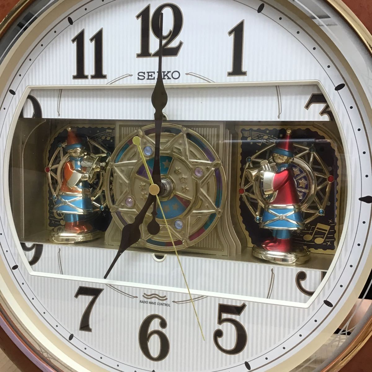 《N》セイコー 掛時計電波時計からくり時計 ウエーブシンフォニー RE559B 中古の落札情報詳細 - Yahoo!オークション落札価格検索 ...