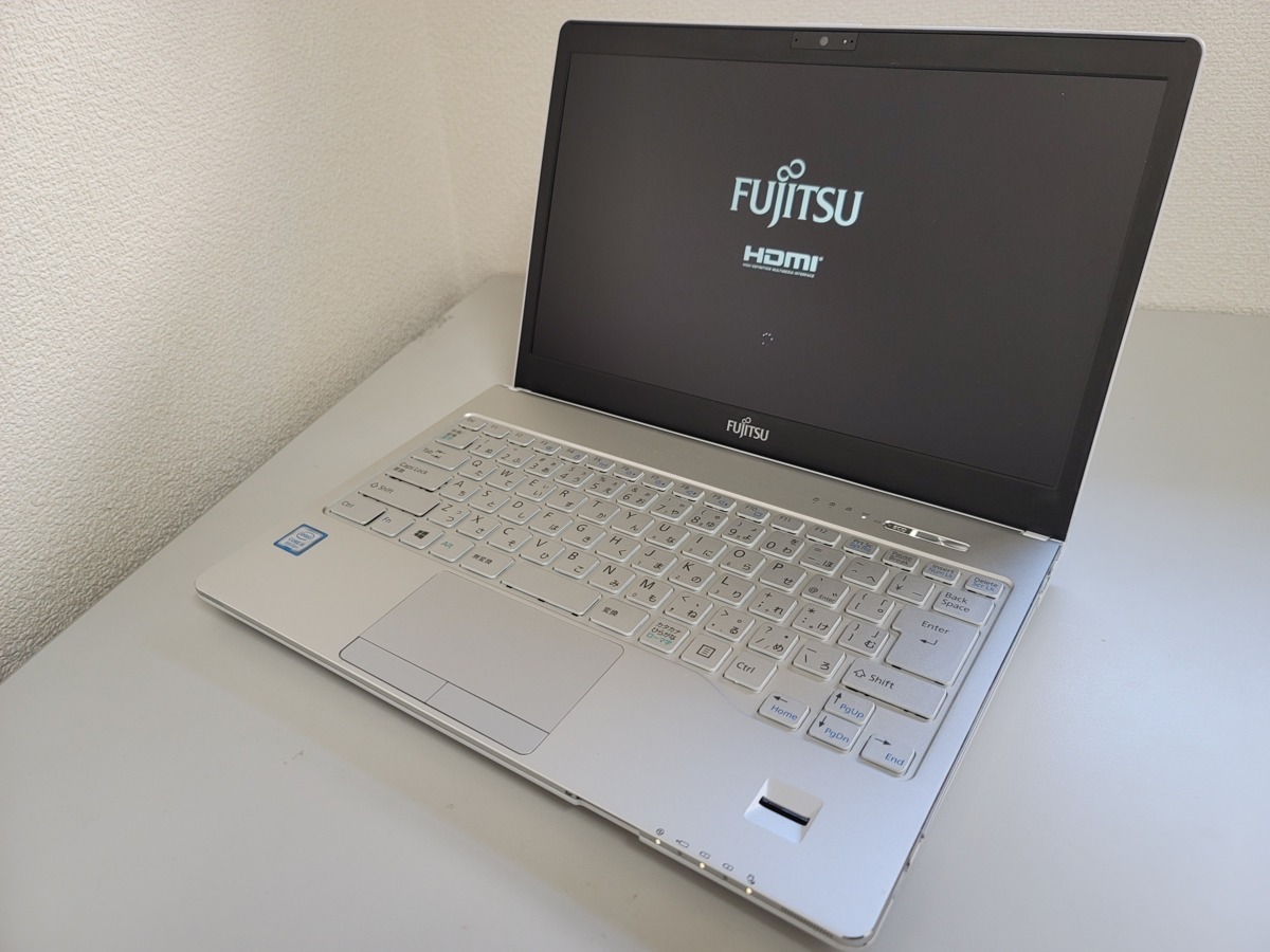 ジャンクノートパソコン 富士通 FMV LIFEBOOK SH75/B3 FMVS75B3W Core i5-8250U Win10 ...