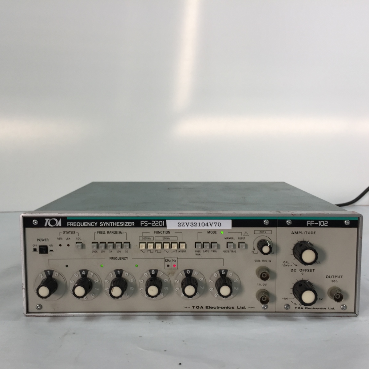 TOA FS-2201 FF-102 FREQUENCY SYNTHESIZERの落札情報詳細 - ヤフオク落札価格検索 オークフリー
