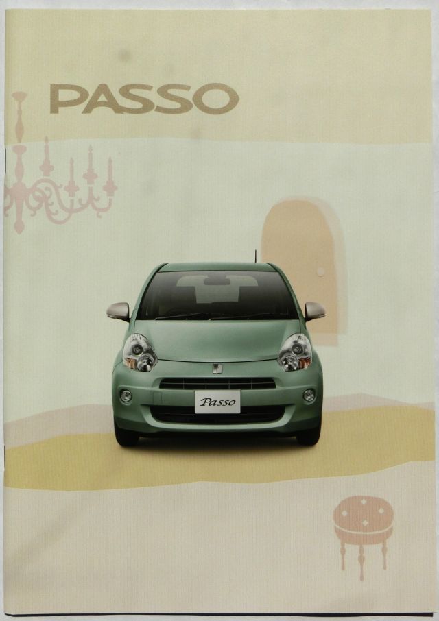 ★送料無料！即決！ トヨタ パッソ（2代目AC30型） カタログ 2010年 全34ページ 美品♪ オプションカタログ付き♪ PASSOの落札 ...
