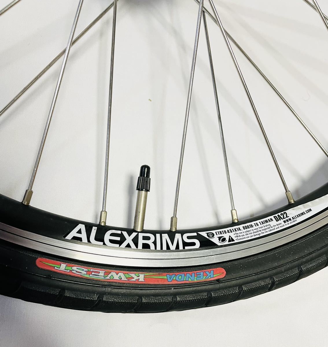 ALEXRIMS ホイールDA22 20x1 1/8 28-451 ETRTO 451X14 6061H-T6 KENDA KWEST 28 ...