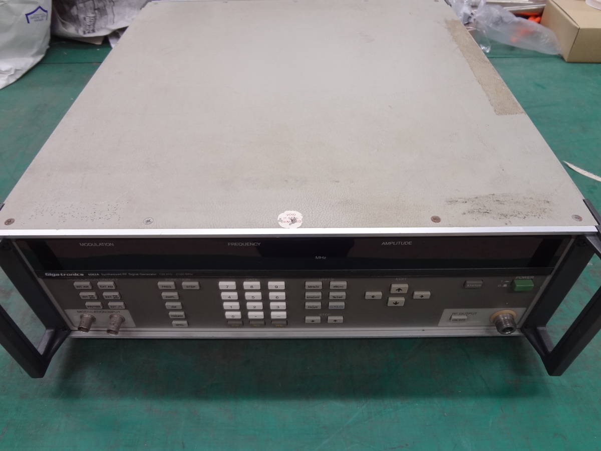 【傷や汚れあり】 Gigatronics/ギガトロニクス 6062A Synthesized RF Signal Generator 1 ...