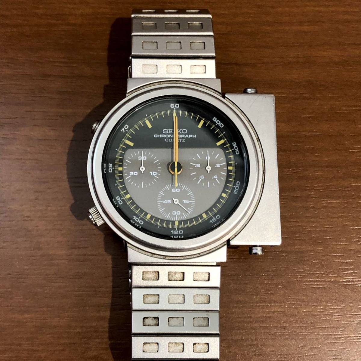 【傷や汚れあり】SEIKO★ジウジアーロ スピードマスター エイリアンモデル 7A28-7000 クロノグラフ ジャンク品 当時物の落札情報 ...