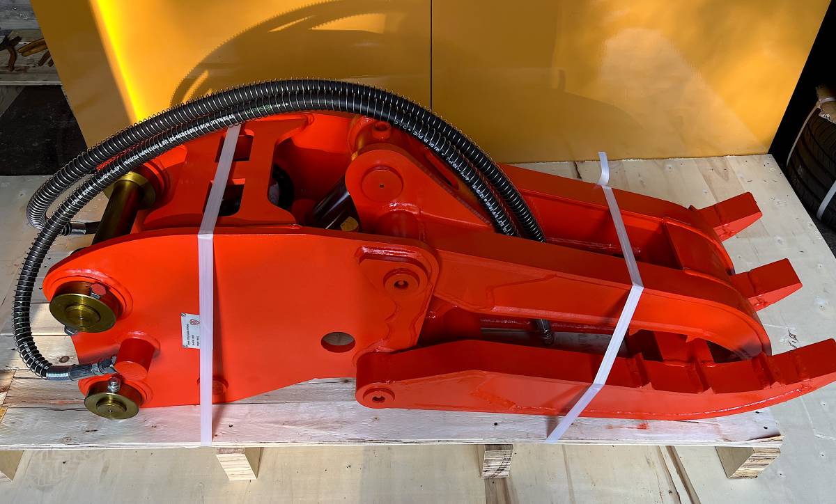 【未使用】(新品)*0.2M3用*油圧フォーク*ハサミ*クボタ:U40*U45*U50*RX503*RX505*RX506*コベルコ:SK40*SK45*SK50*住友:SH45.IHI(石川 ...