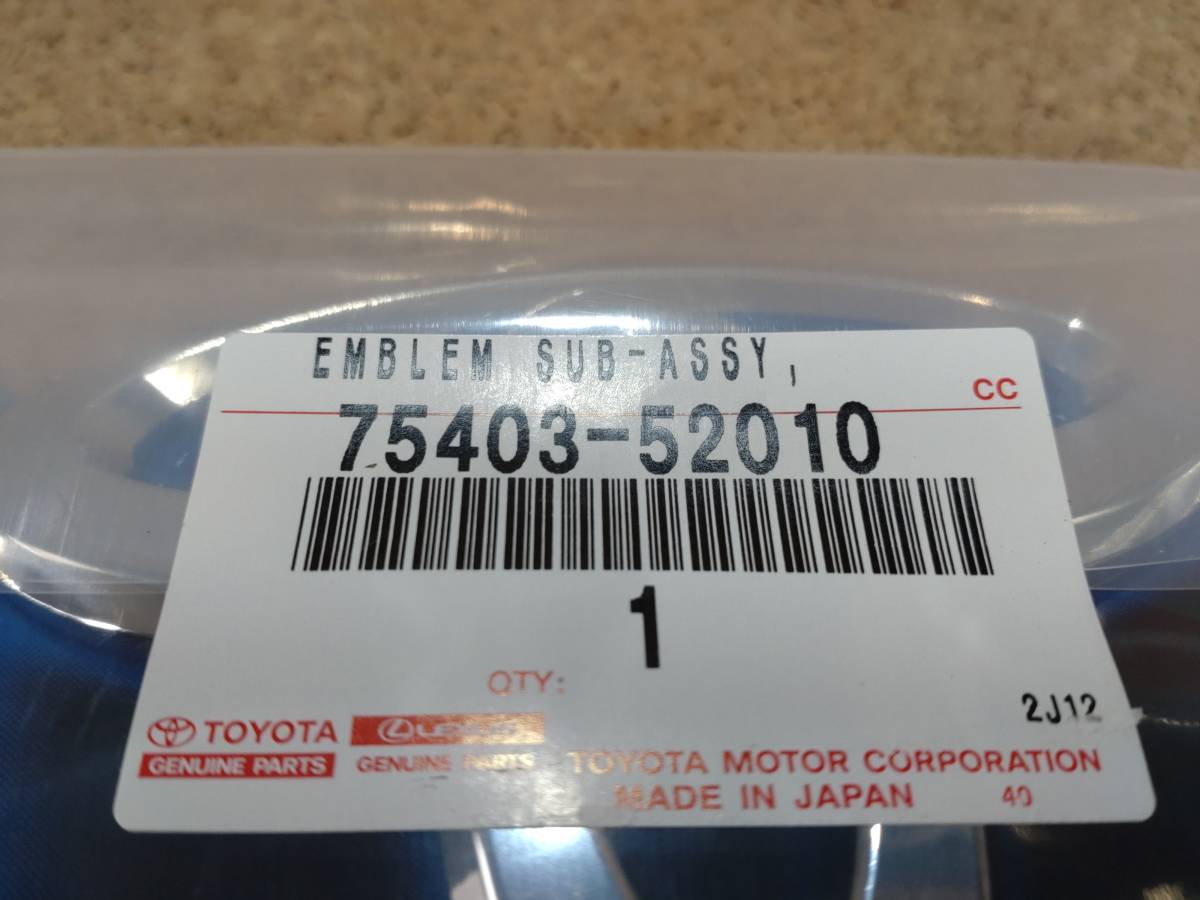 【未使用】【新品未使用】トヨタ シエンタ NHP170 リアエンブレム 75403-52010【R4-4039コ-K】 の落札情報詳細 ...