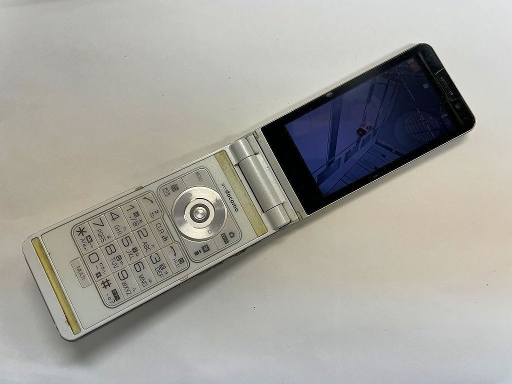 【中古】AA569 docomo N-04B ホワイト の落札情報詳細| ヤフオク落札価格情報 オークフリー