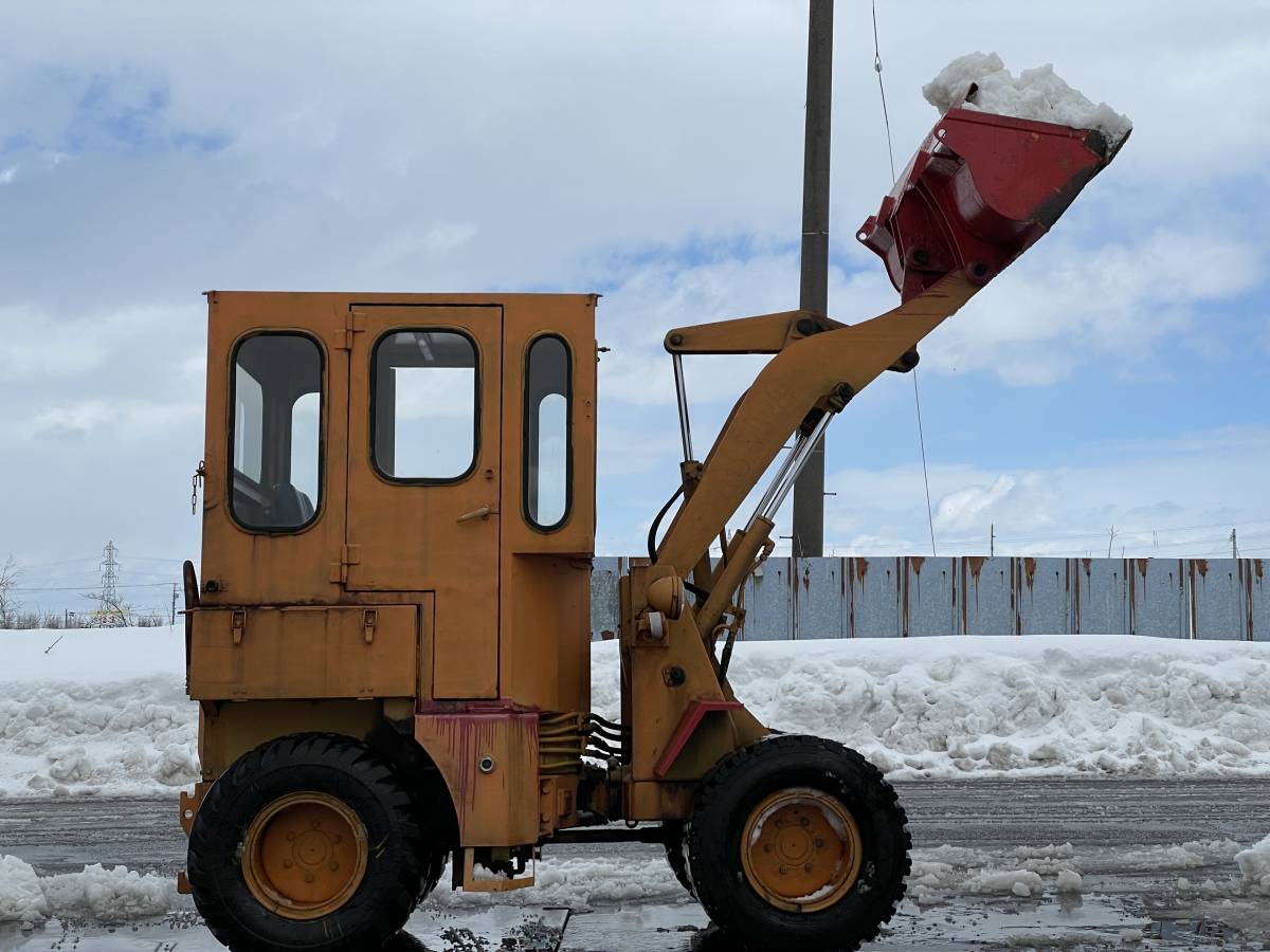 【傷や汚れあり】フルカワ FL30 ホイールローダ 除雪 タイヤショベル FL-30 の落札情報詳細| ヤフオク落札価格情報 オークフリー