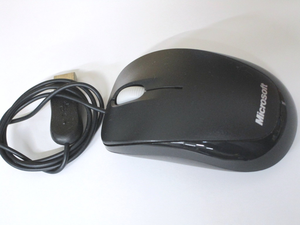 【目立った傷や汚れなし】Microsoft Compact Optical Mouse 500 v2.0 コンパクトオプティカルマウス ...