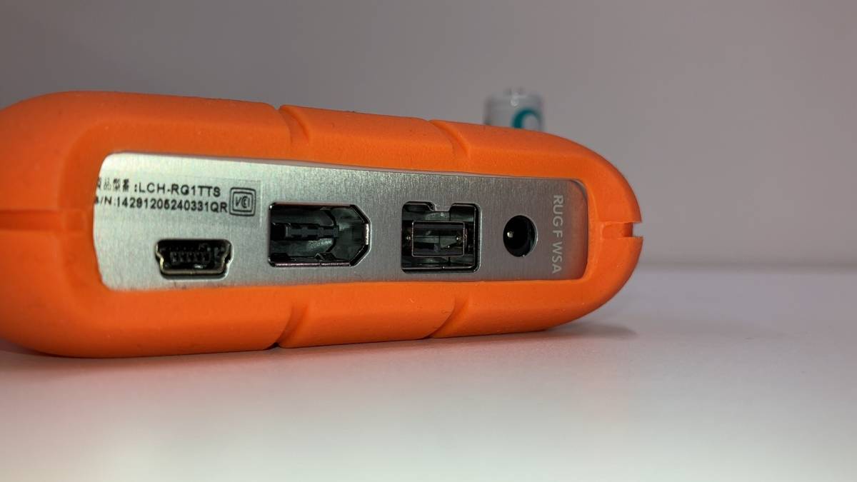 【やや傷や汚れあり】1円スタート！★個人出品★LaCie ラシー ポータブルHDD 1TB USB/FW400/800 Mac/iPad ...