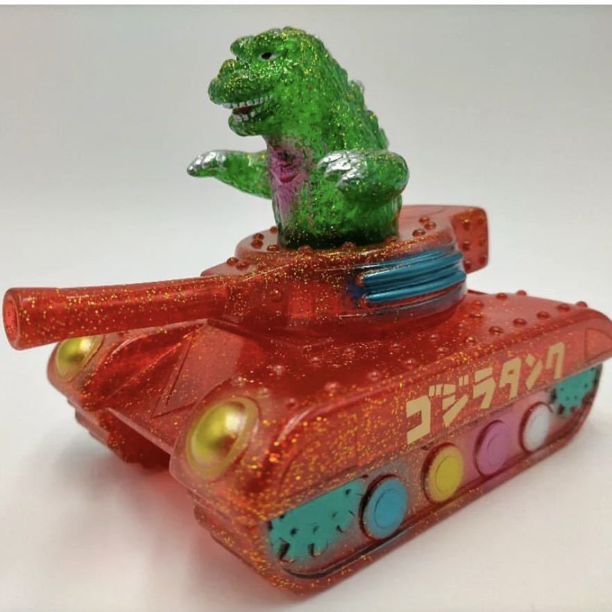 【未使用】キャラクティックス クリスマス ゴジラ タンク ソフビ sofvi ゴジラ GODZILLA トレフェス charactics Xmasの落札情報詳細 - ヤフオク落札価格検索 オークフリー