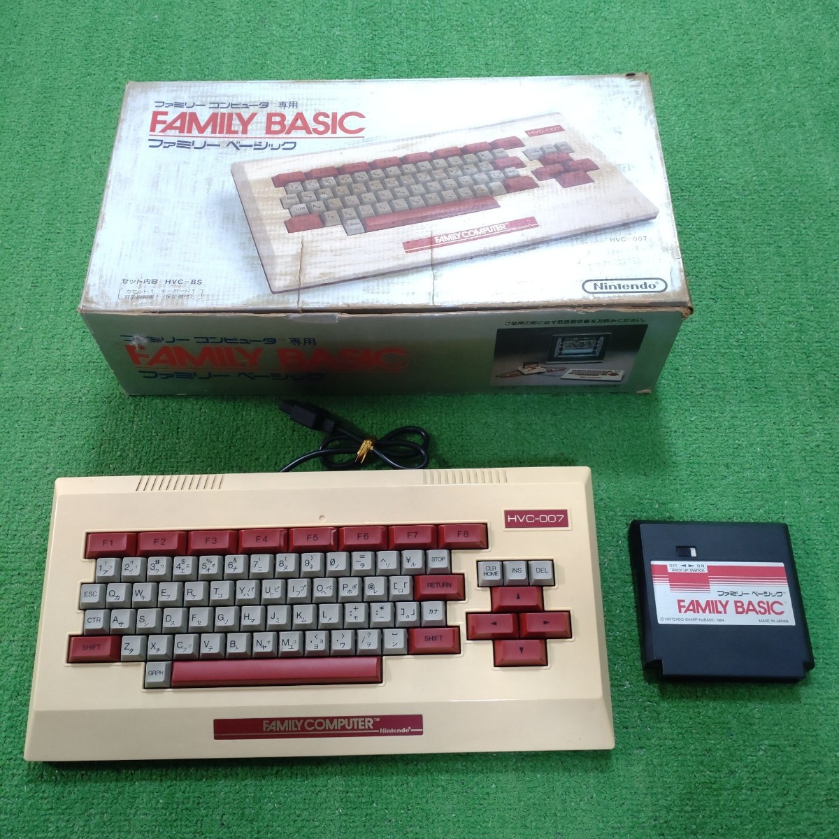 【やや傷や汚れあり】任天堂 Nintendo ファミコン FAMILY BASIC ファミリーベーシック HVC-007 キーボード ソフト 当時物 ファミリーコンピュータの落札情報詳細 ...
