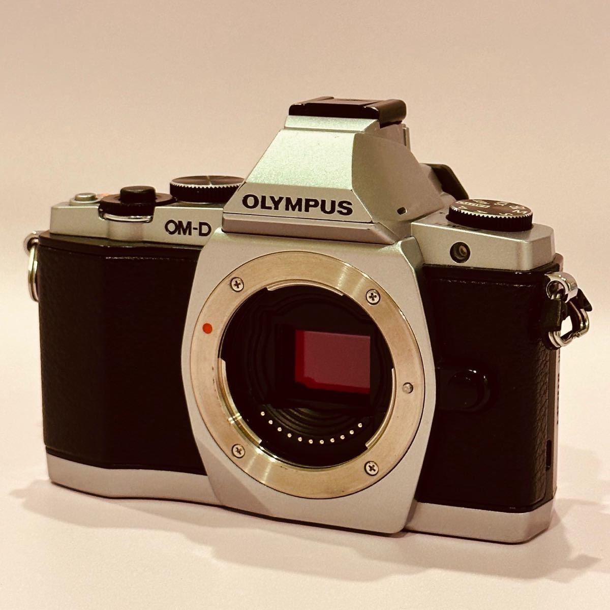 【目立った傷や汚れなし】良品★オリンパス OLYMPUS OM-1 ボディ★シャッター全速・露出計完動・腐食なし★#3353の落札情報詳細 - ヤフオク落札価格検索 オークフリー