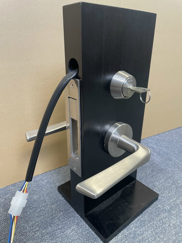 【目立った傷や汚れなし】MIWA 美和ロック★電気錠★AU錠 AUT,AUTA,AUR,AURA レバー、ストライク、U9 カギ付き展示品の落札情報詳細 - ヤフオク落札価格検索 オークフリー