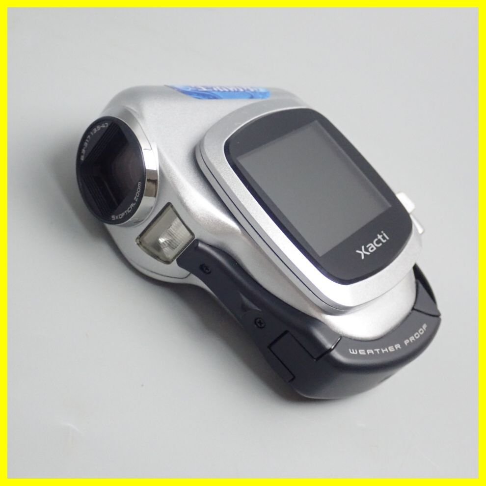 【やや傷や汚れあり】SANYO デジタルムービーカメラ Xacti DMX-CA6 シルバー (生活防水)(中古 良品)の落札情報詳細 - ヤフオク落札価格検索 オークフリー