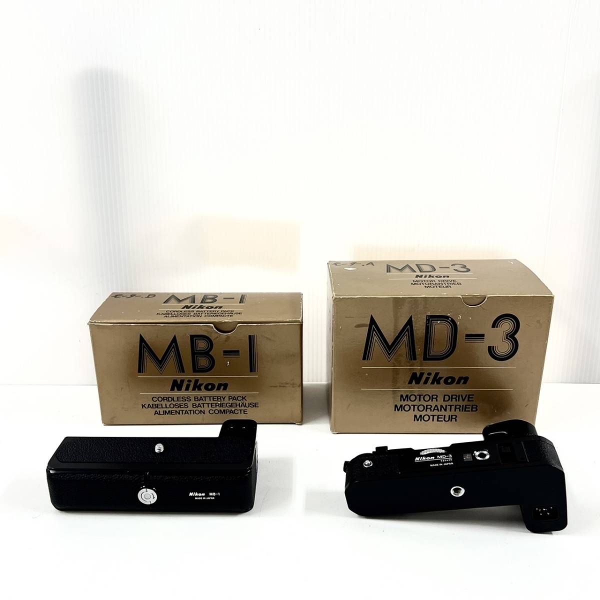 【傷や汚れあり】13882/ Nikon MB-1 MB-3セット ニコン モータードライブ カメラ アクセサリ 写真 箱付きの落札情報詳細 ...