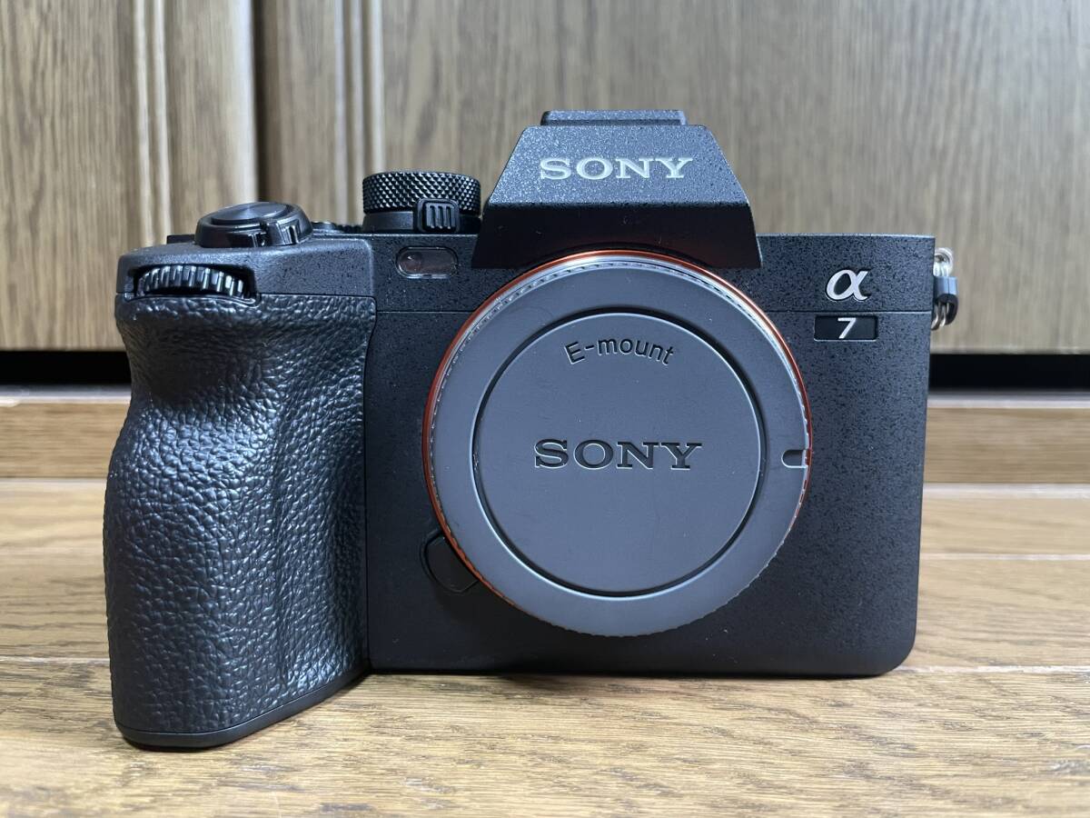 【目立った傷や汚れなし】 Sony α7Ⅳ Ilce 7m4 フルサイズミラーレス一眼 2023年4月購入 中古美品 の落札情報詳細