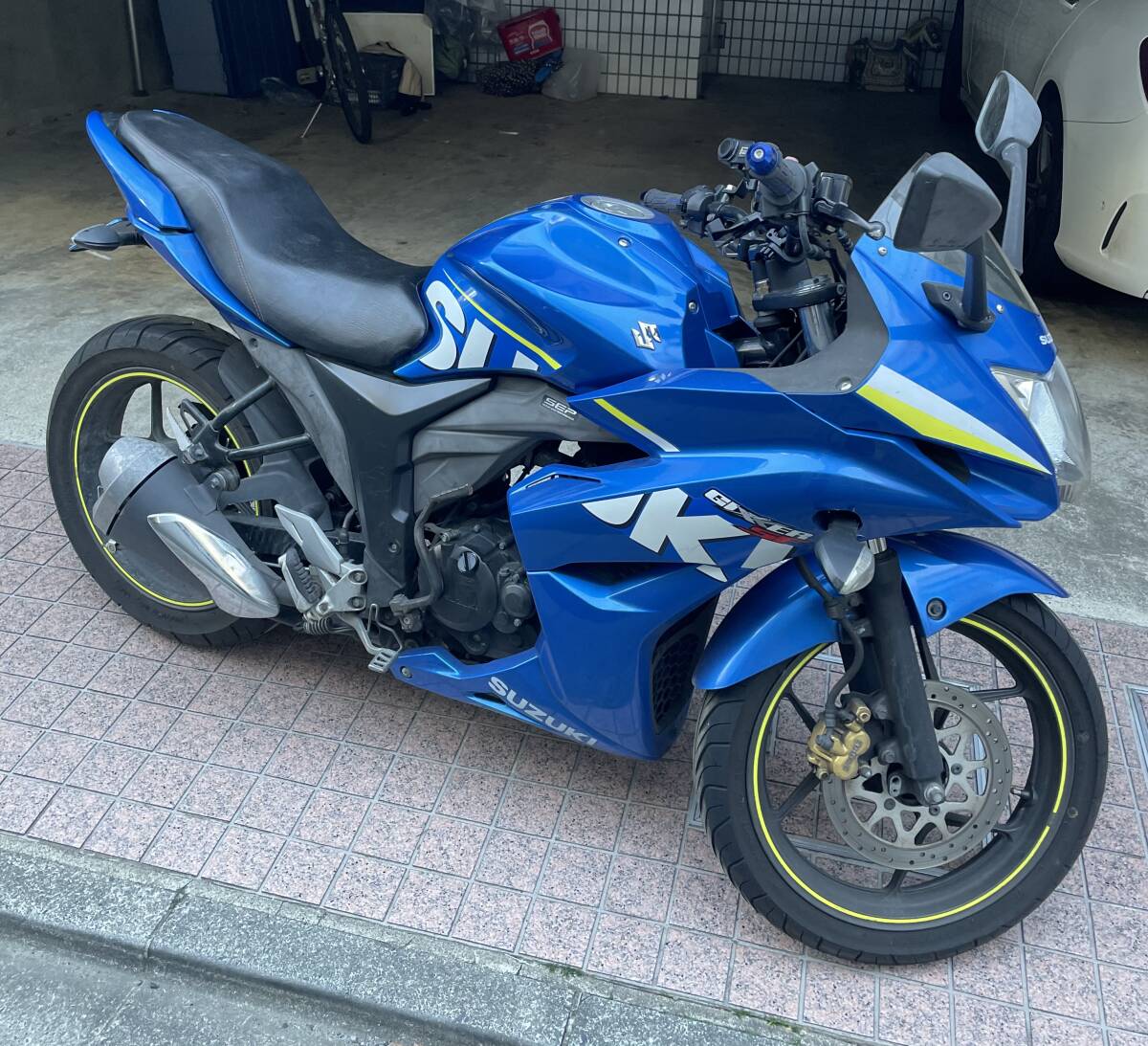 【やや傷や汚れあり】【SUZUKI GIXXER SF150】セル1発始動 29,491km 現車確認OK スズキ ジクサー 東京都港区 備品 ...